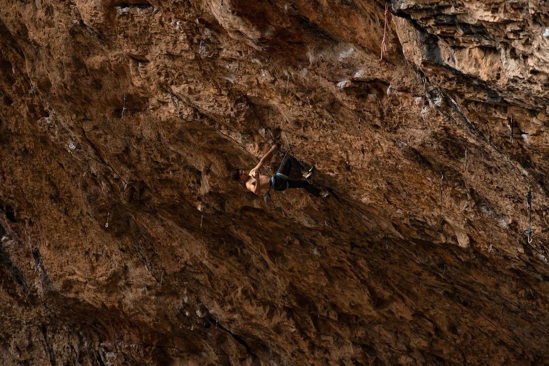 Domen Skofic y Jonathan Siegrist se motivan en Santa Linya | WOGU